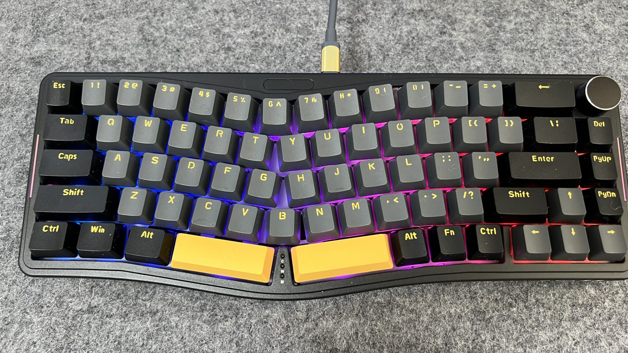 【EWIN EW-B009】レビュー：Bluetoothキーボード超薄型ワイヤレスのパンタグラフ日本語79キー配列キーボードで、Magic ...